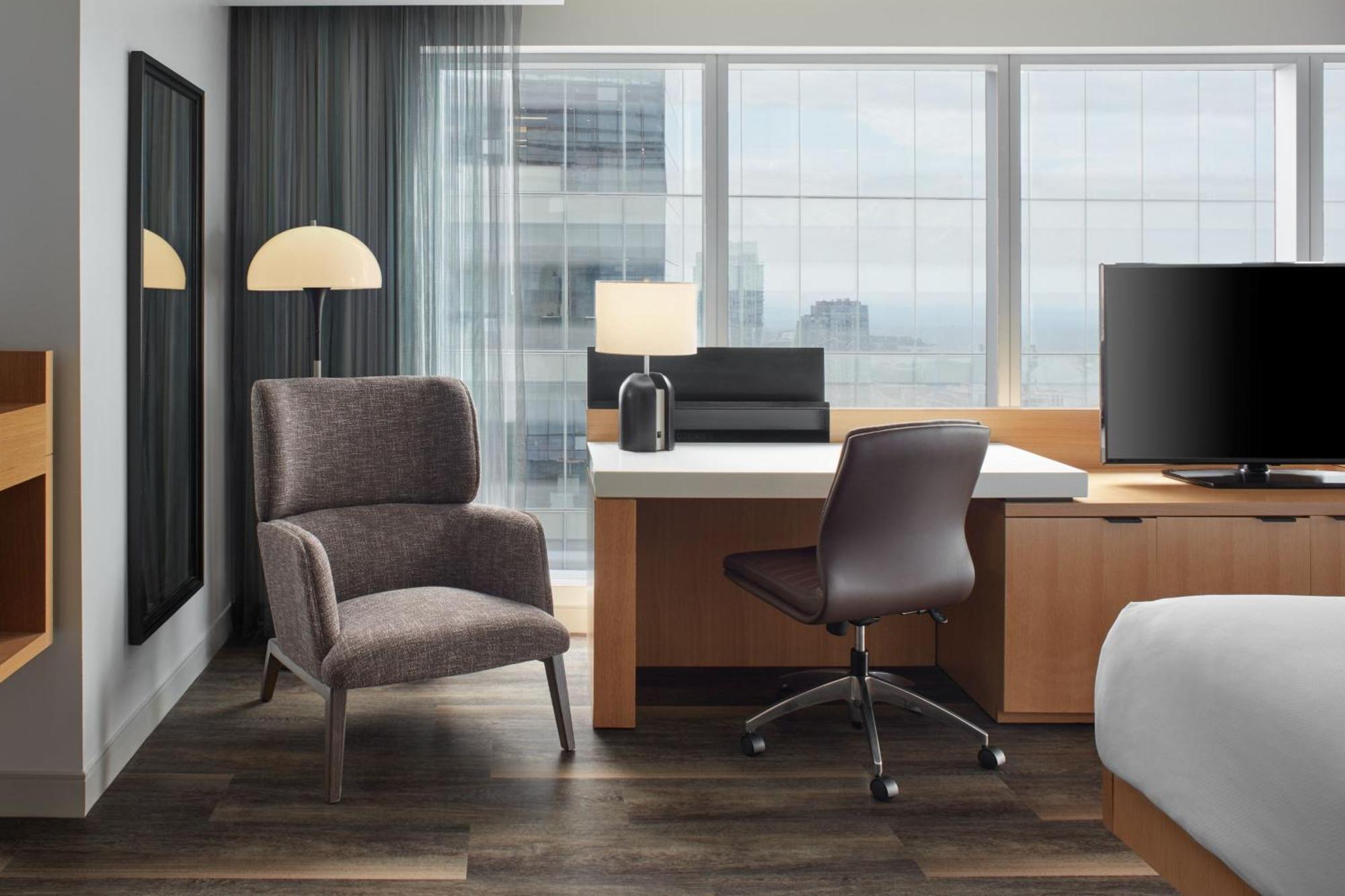 DELTA HOTELS BY MARRIOTT TORONTO
